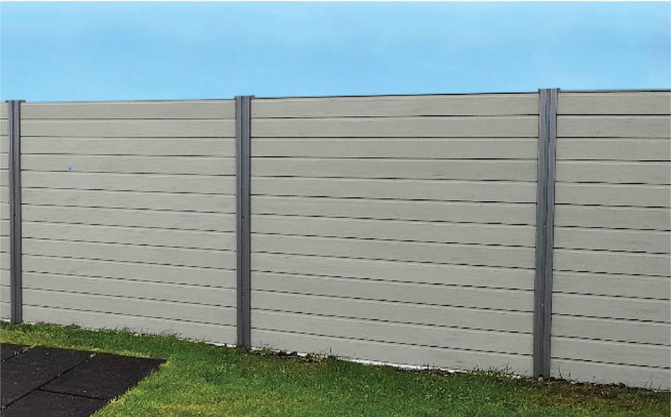 Maintenance free garden fencing - www.celuplast.com