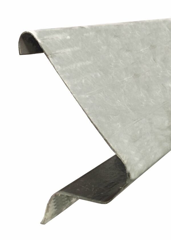 Small Raised Edge Trim 3m - B230 - www.celuplast.com